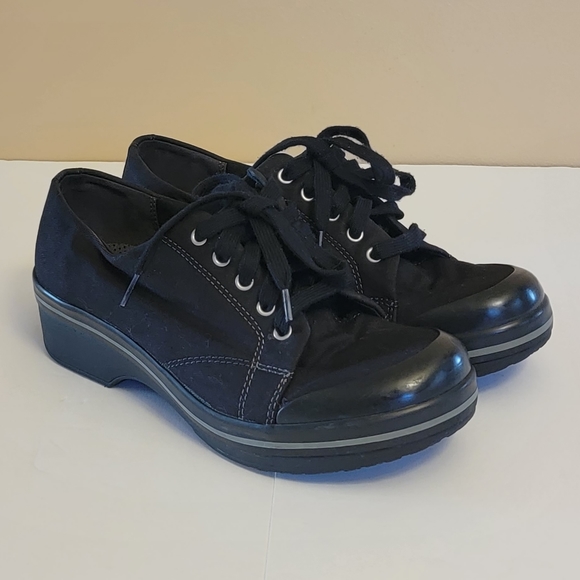 Dansko | Shoes | Dansko Vegan Leather Heeled Black Shoes | Poshmark